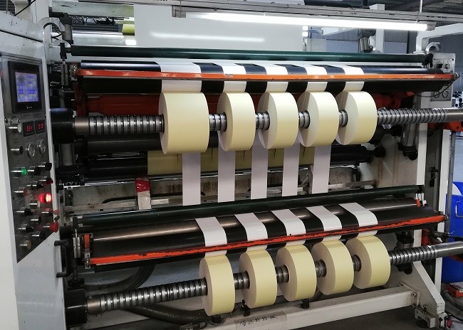 ISO 55GSM Adhesive Tire Label 600m Blank Sticky Labels